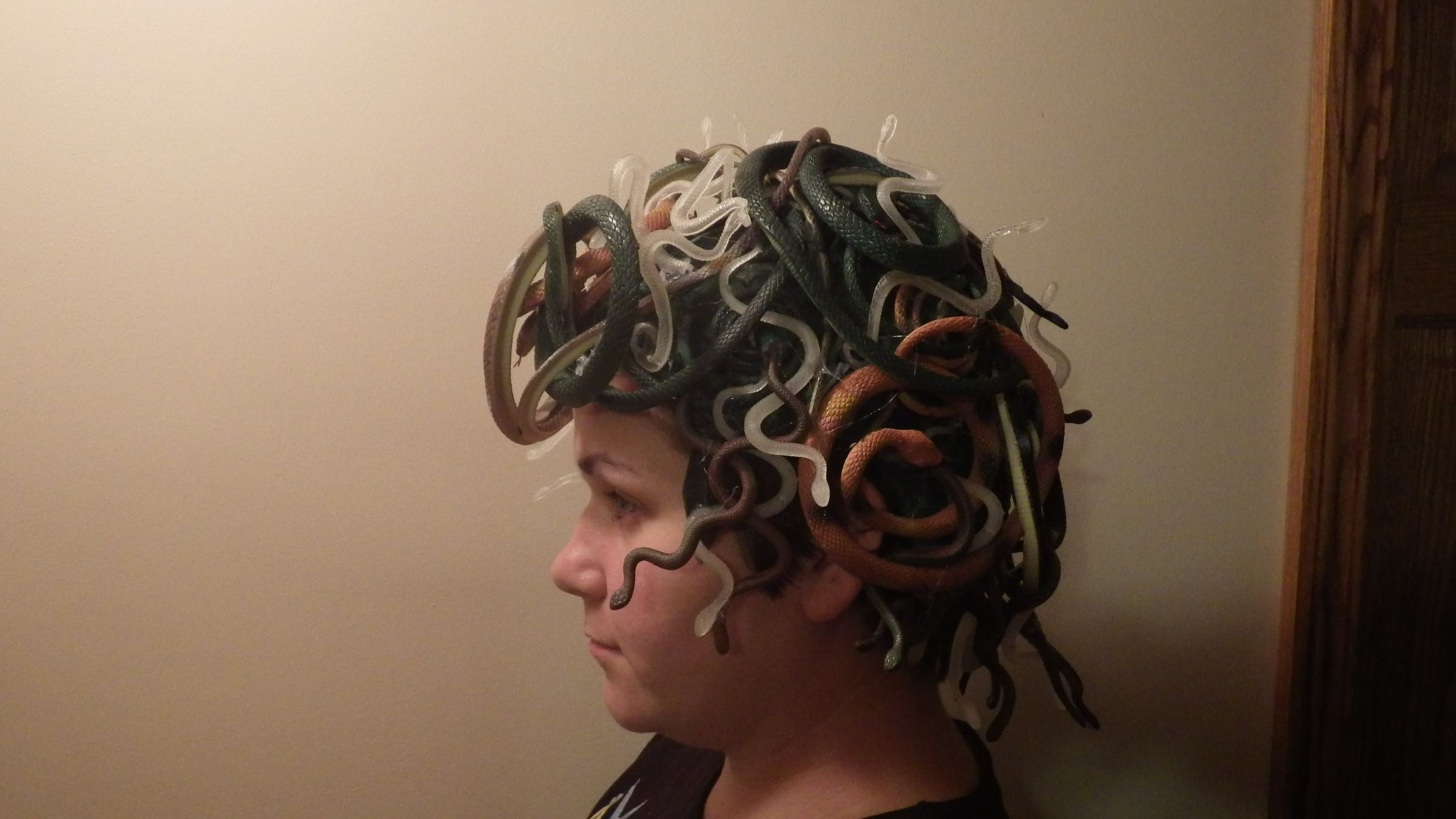 Medusa Wig : 4 Steps (with Pictures) - Instructables