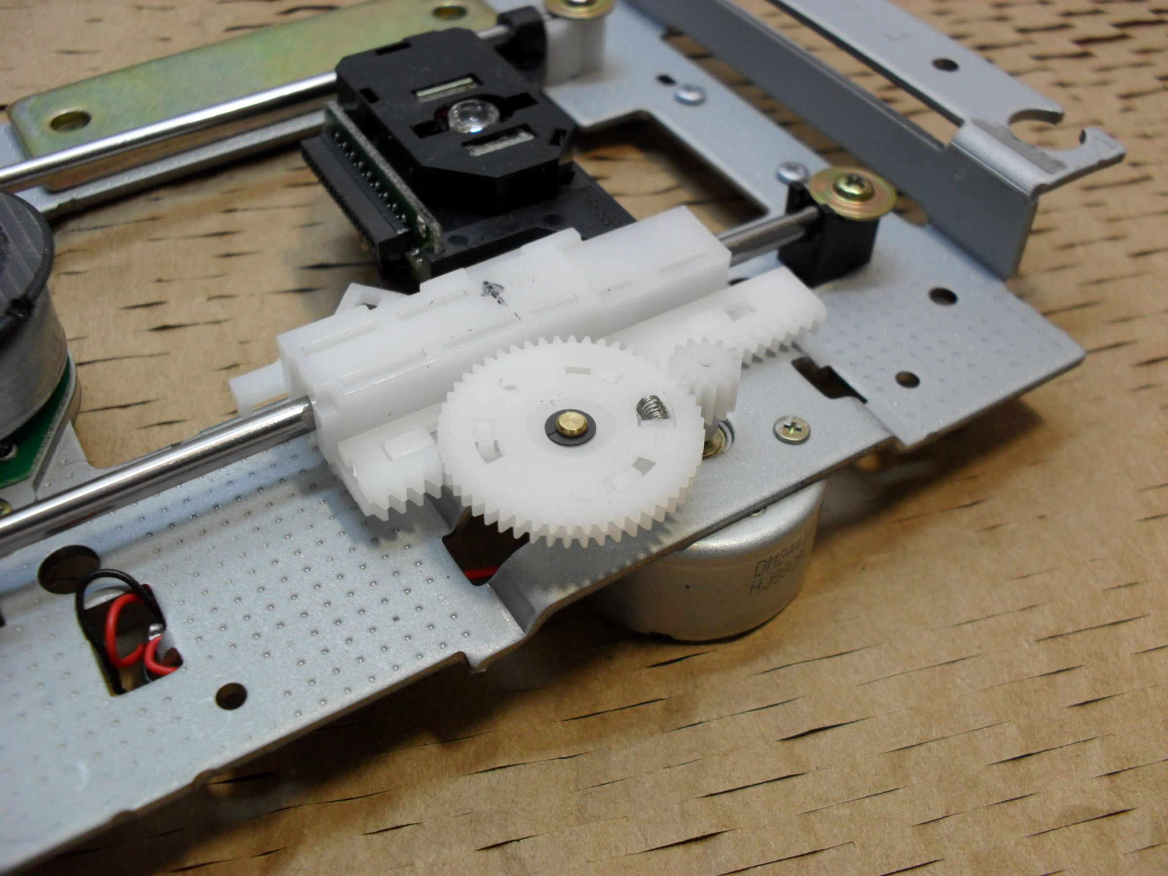 Printer From a CD Reader : 11 Steps (with Pictures) - Instructables