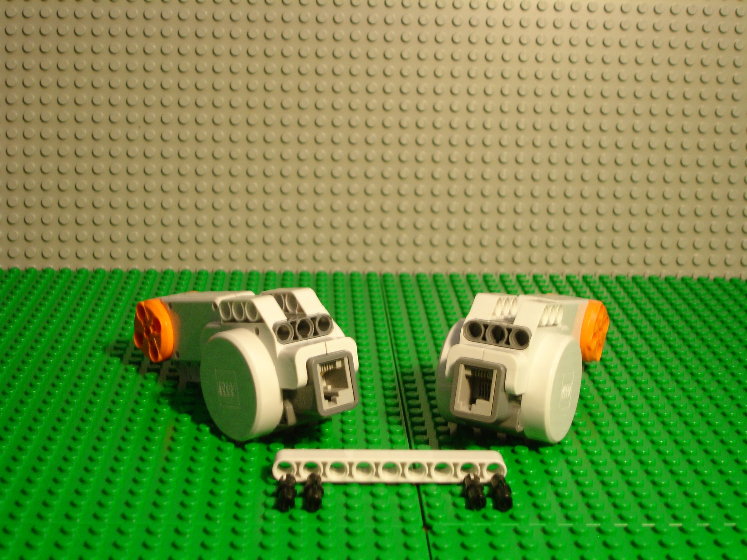 Build a Simple LEGO Starter Robot : 7 Steps - Instructables
