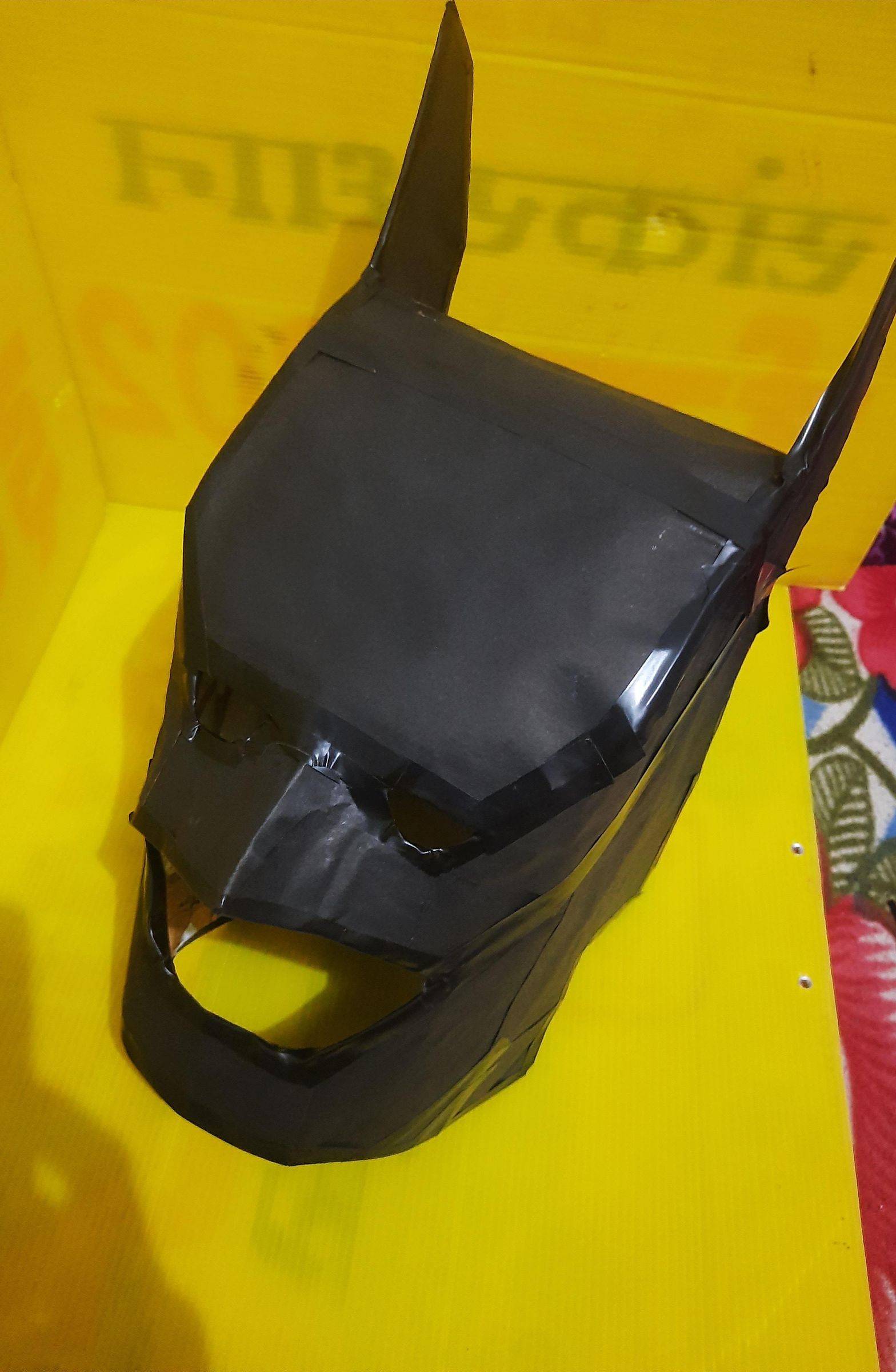 Batman Mask Craft : 10 Steps - Instructables