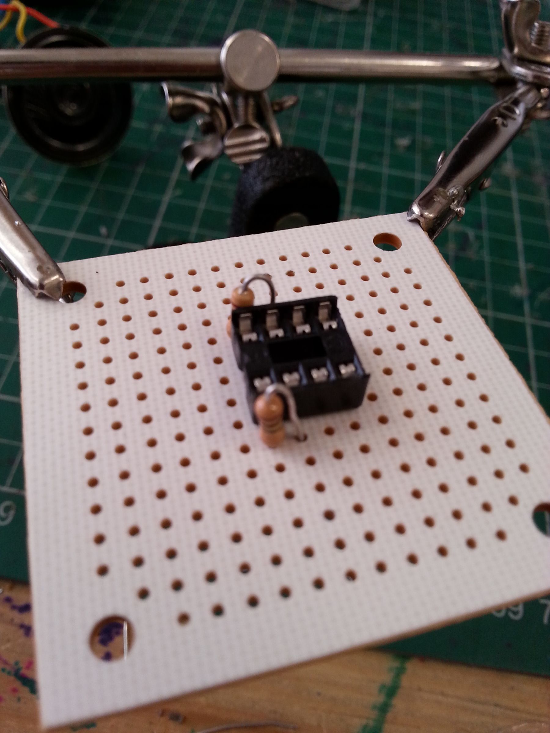 Chicken Theremin : 5 Steps (with Pictures) - Instructables