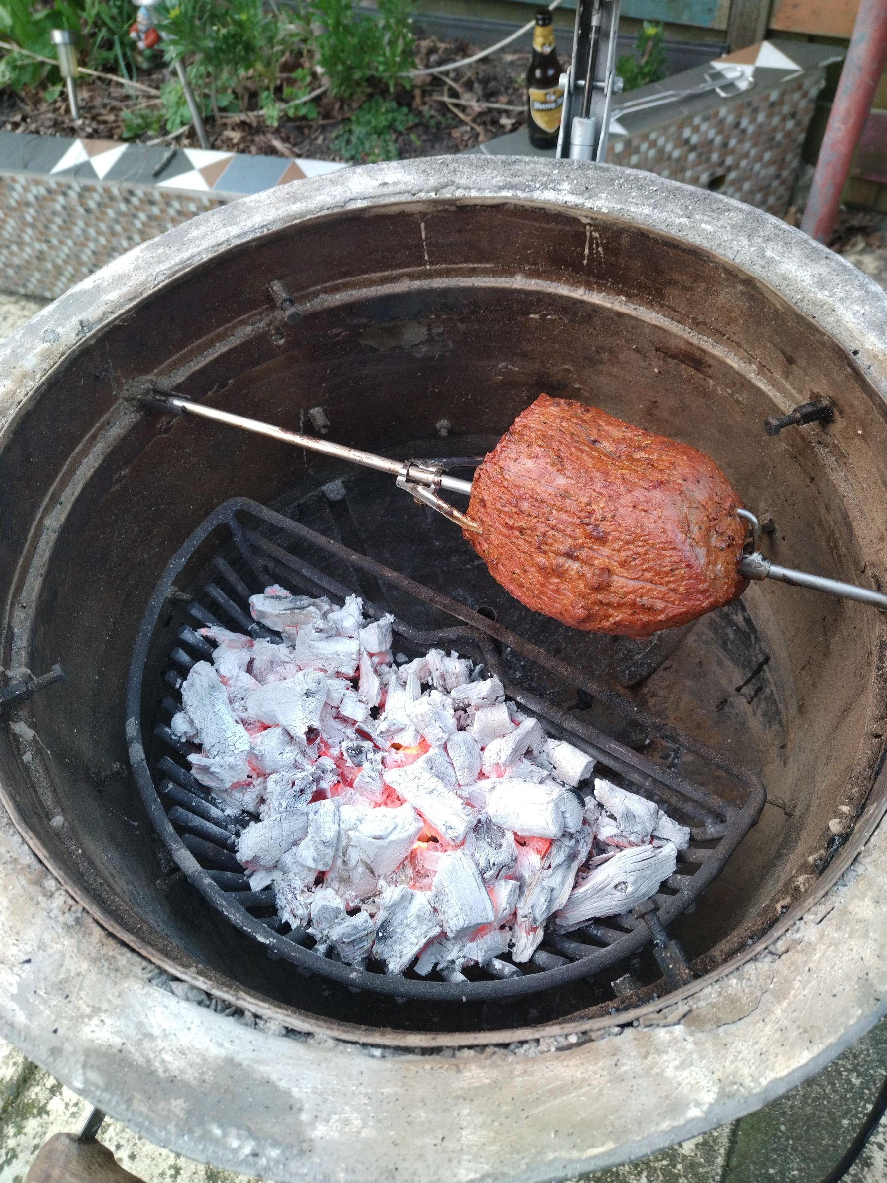 Building a Kamado, A.k.a. Weber Conversion Number Four : 11 Steps (with ...