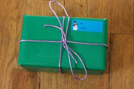 How to Properly Wrap a Present : 17 Steps (with Pictures) - Instructables
