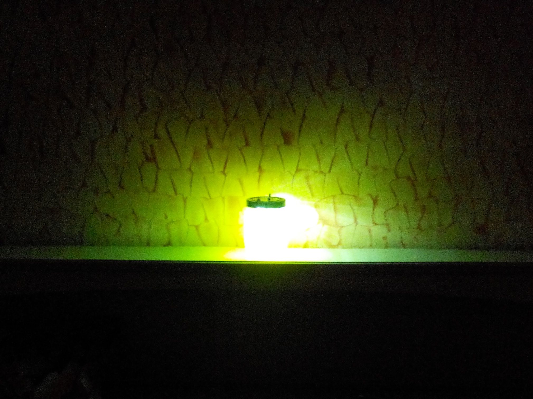 Glowing Alien in a Jar : 8 Steps (with Pictures) - Instructables