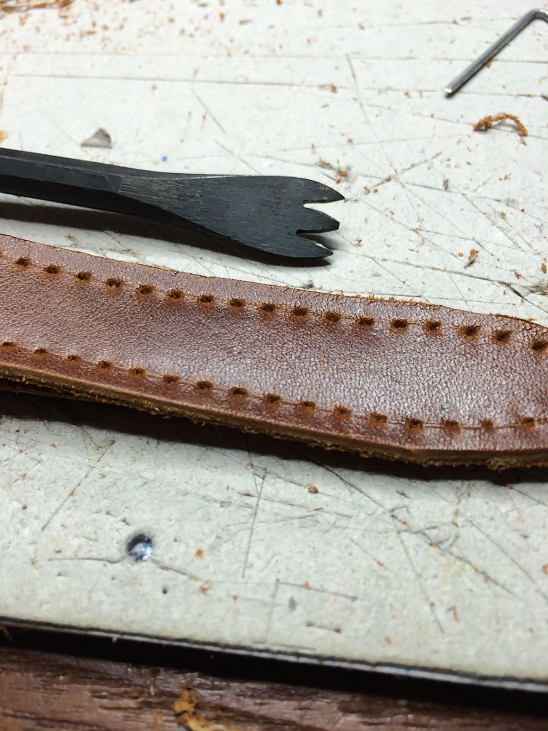 Leather Watch Strap : 12 Steps (with Pictures) - Instructables