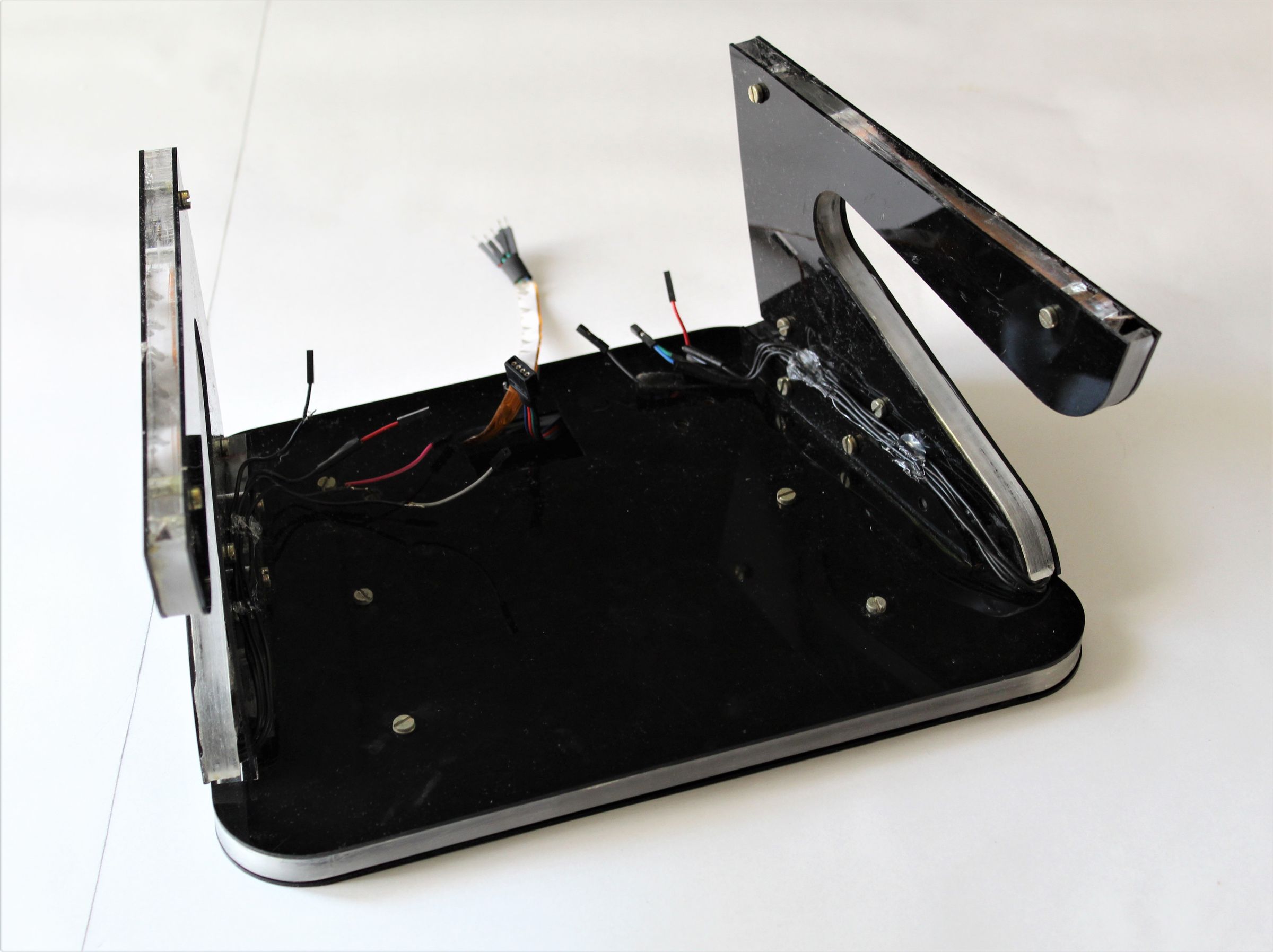 Ergonomic Edge Lit Monitor Stand : 18 Steps (with Pictures) - Instructables