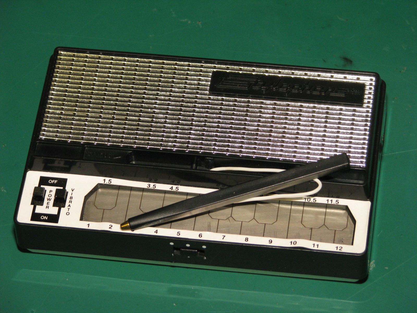 Stylophone Deconstruction : 3 Steps - Instructables