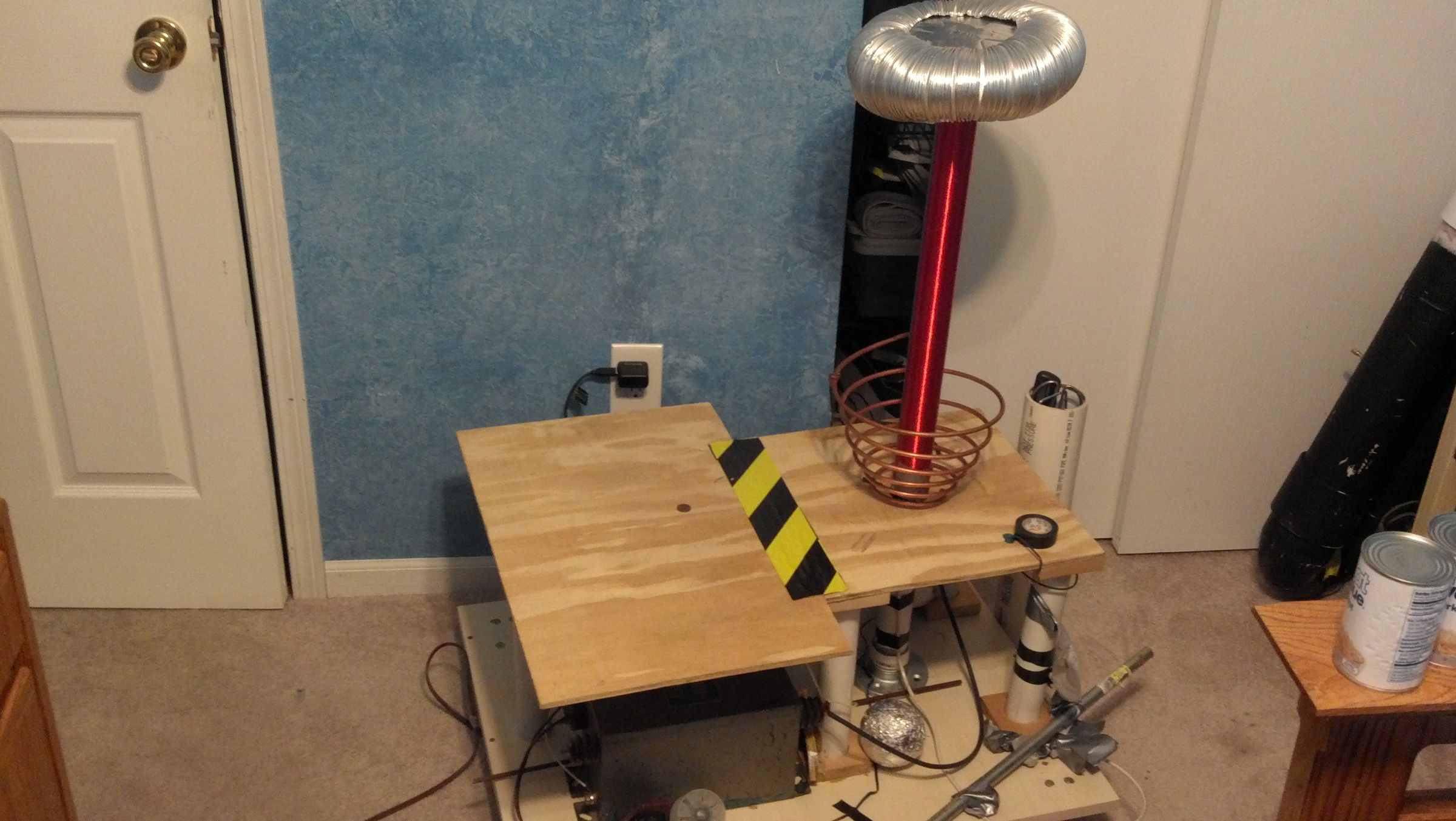 The Simple Tesla Coil : 12 Steps (with Pictures) - Instructables