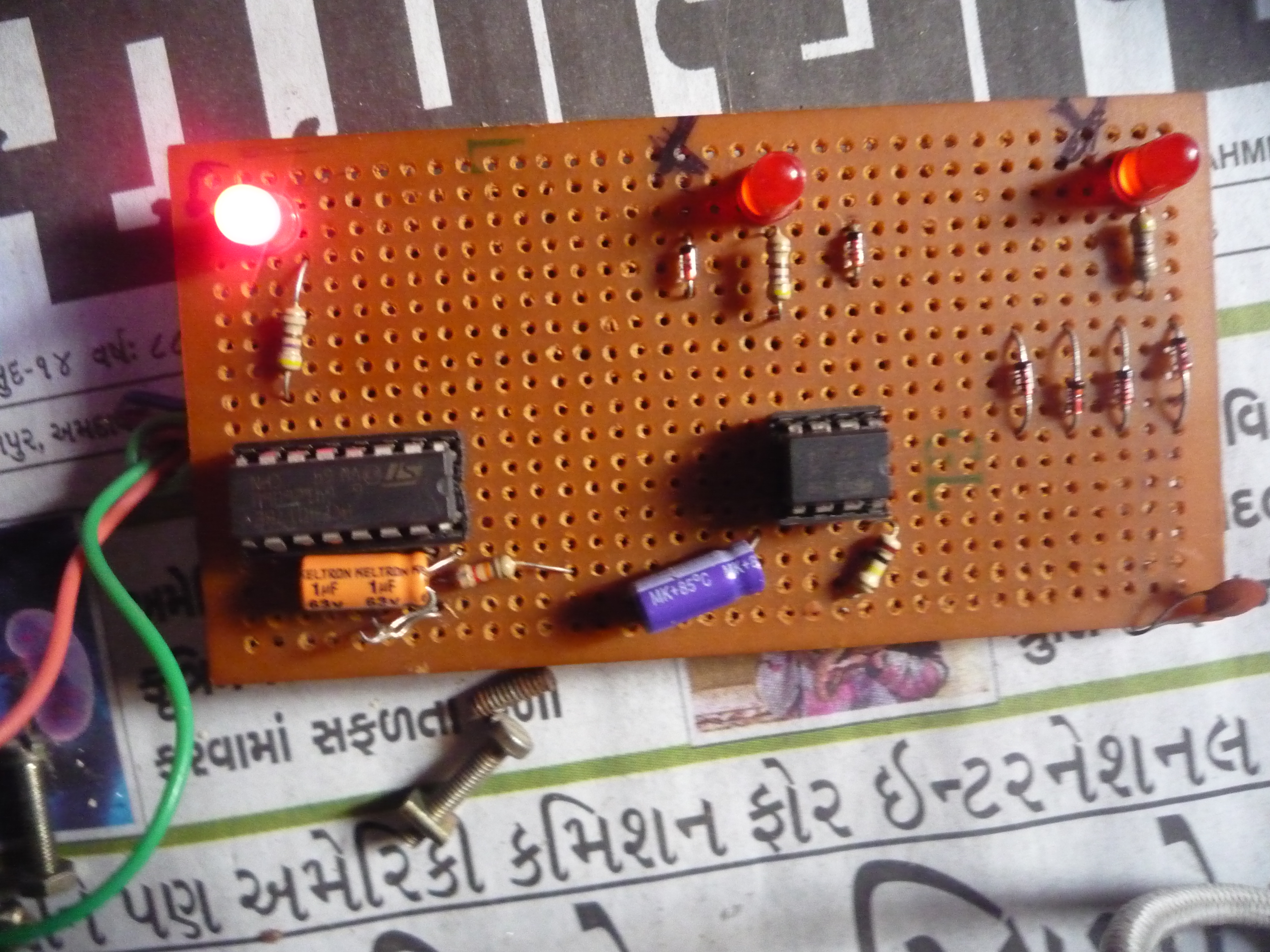 Easy DIY Traffic Lights : 5 Steps - Instructables
