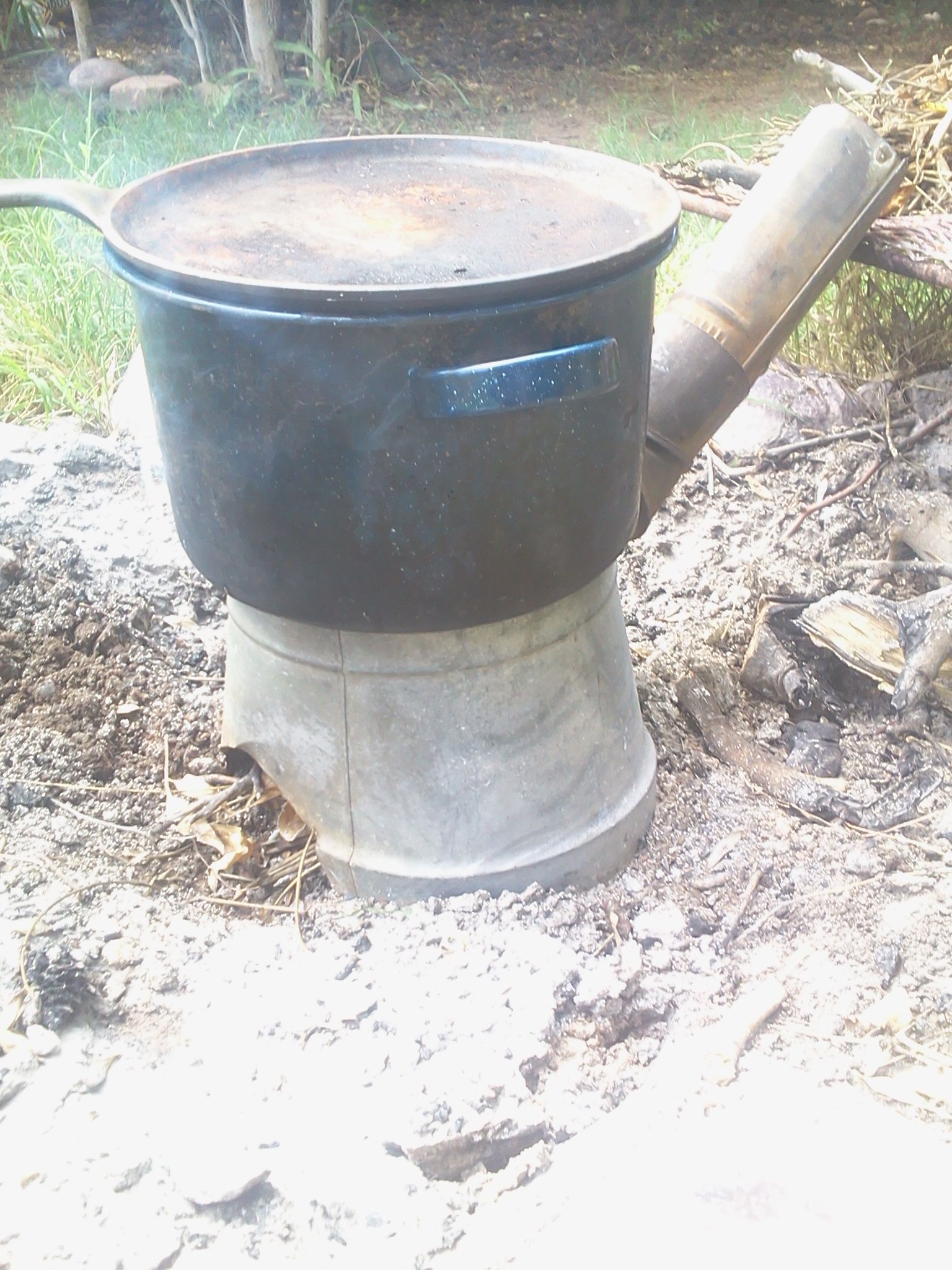 Twig Burning Camp and Emergency Stove - Instructables