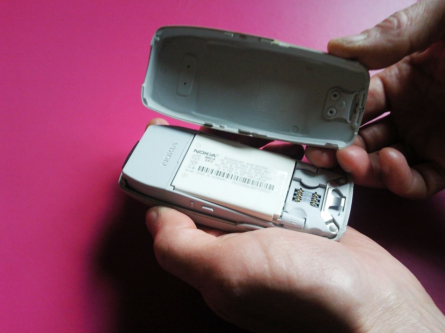 Salvaging a NOKIA 3310 LCD and Using It With Arduino : 6 Steps ...