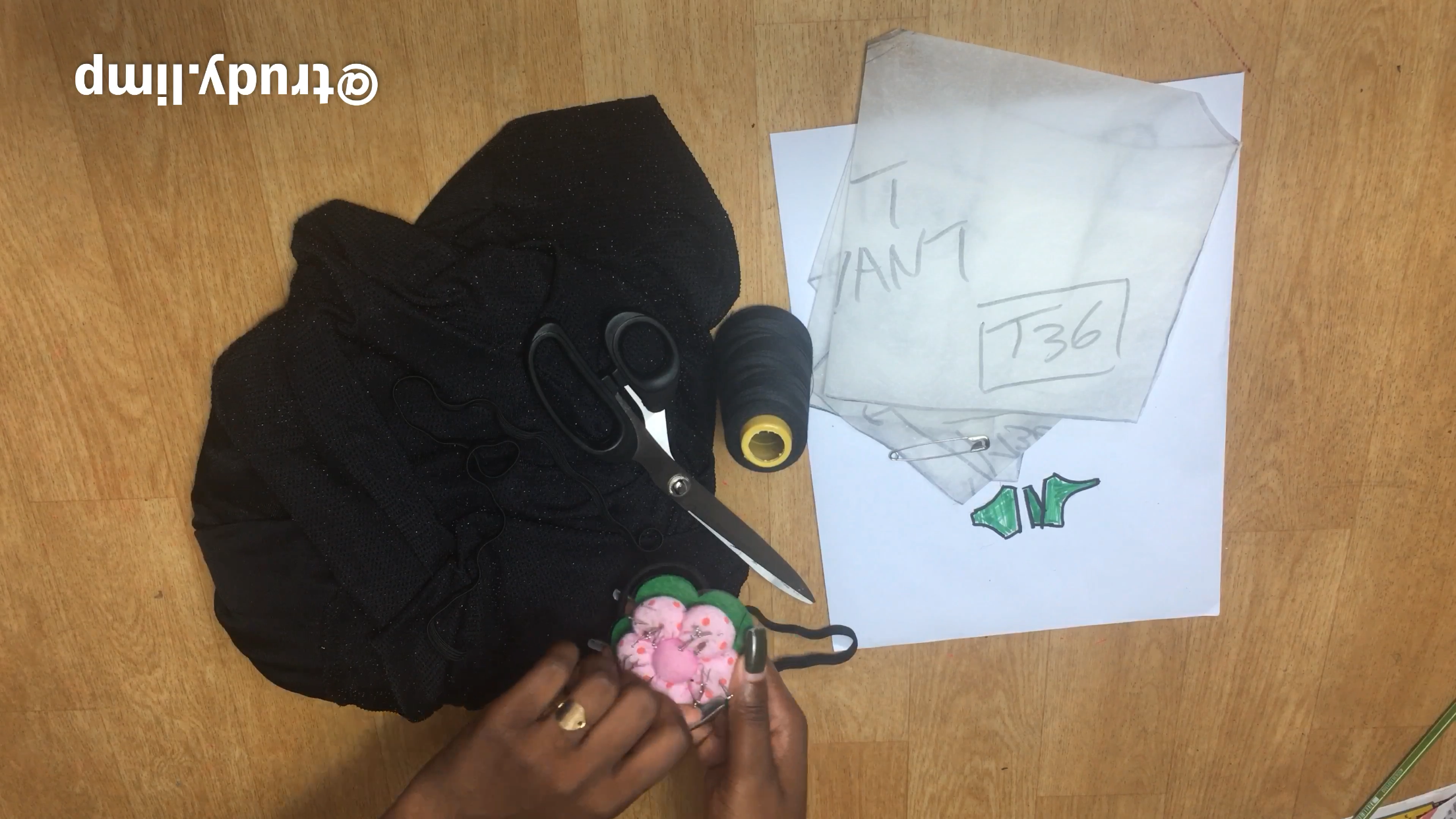 DIY BIKINI/ SWIMSUIT | TRUDY LIMP : 4 Steps - Instructables