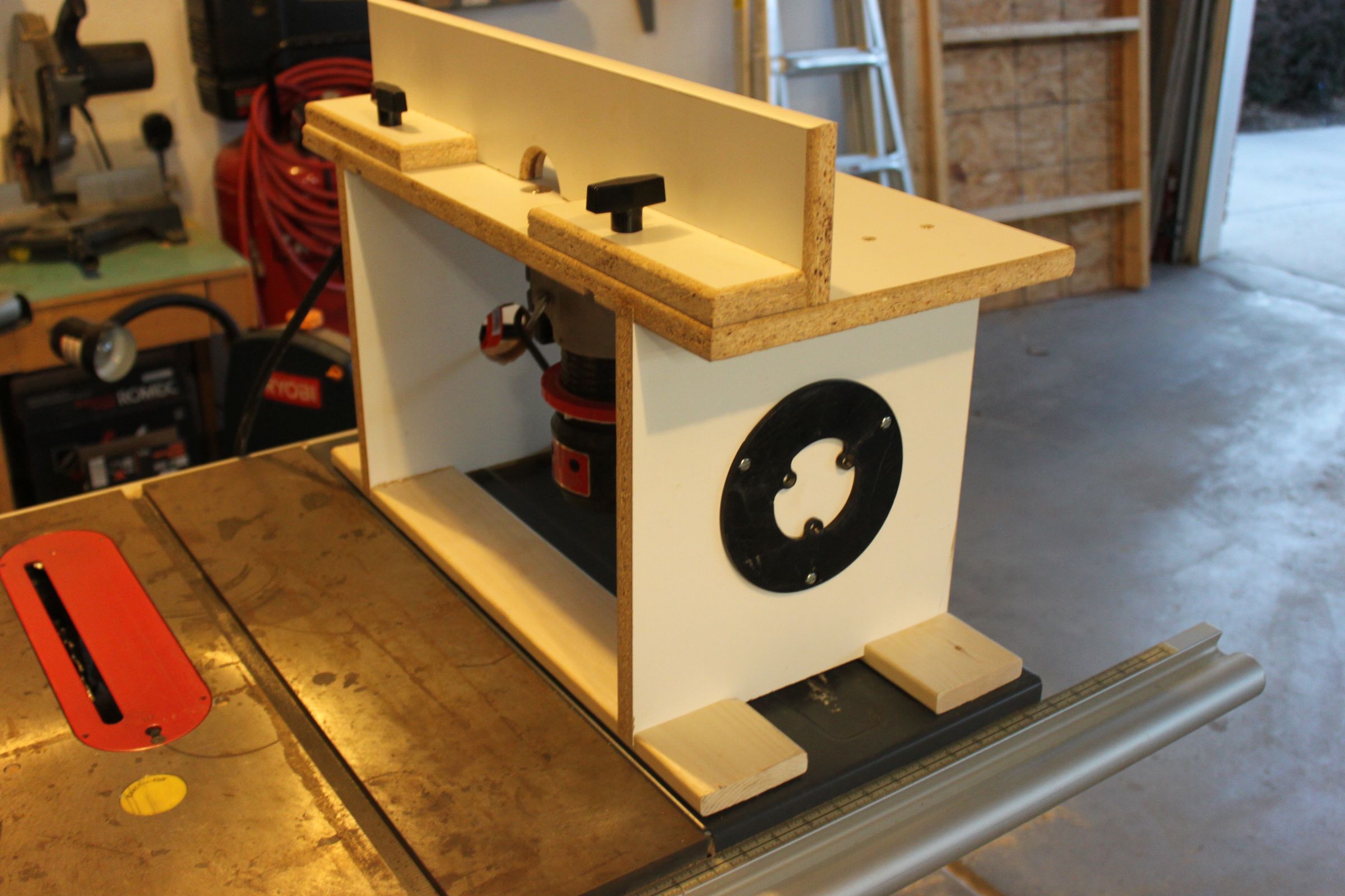 Custom Router Table - Instructables