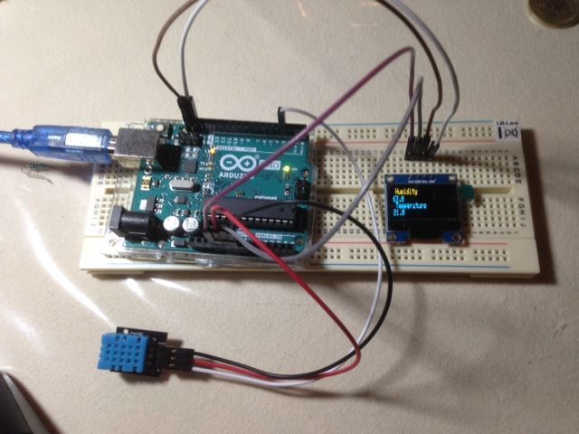 How to Interface Humidity and Temperature (DHT11) Sensor to Arduino and ...