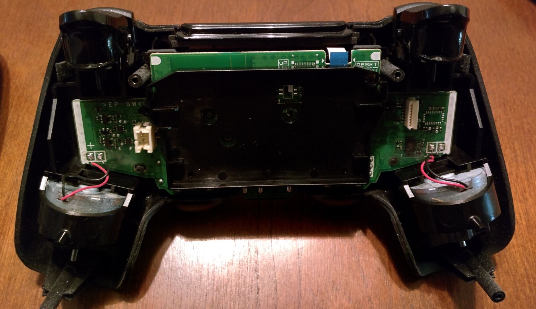 How to Modify a PlayStation 4 Controller: Paint and Thumb Sticks : 13 ...