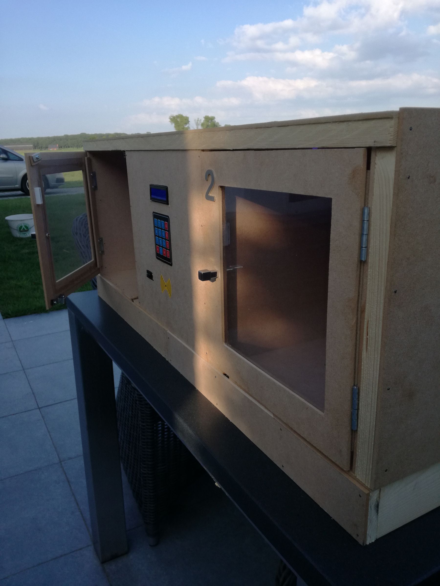 SmartPost: Smart Postal Package Locker : 7 Steps - Instructables
