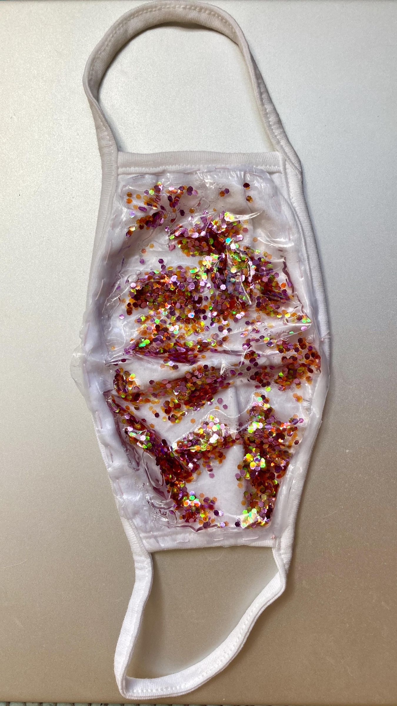 Halloween Glitter-Fall Face Mask : 5 Steps (with Pictures) - Instructables