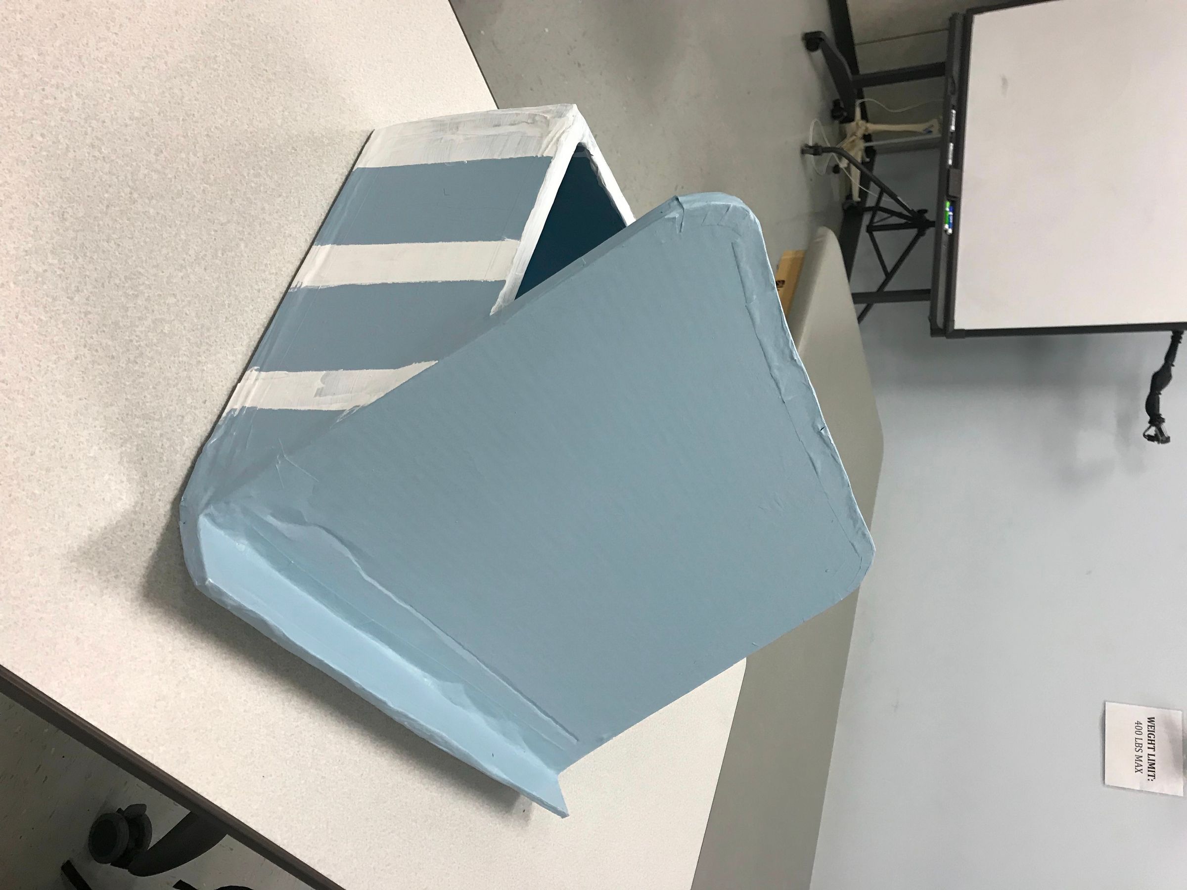 Reading Easel : 4 Steps - Instructables