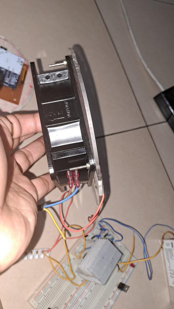 Propeller Moving Message Display Using Arduino Uno. Wireless Power ... Propeller Moving Message Display Using Arduino Uno. Wireless Power ...