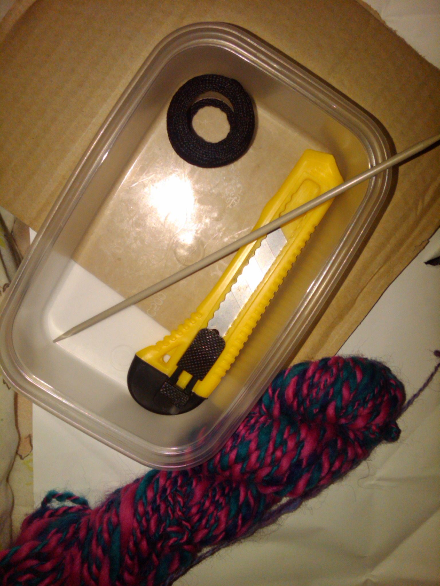 Small Scale Weaving Loom : 3 Steps - Instructables