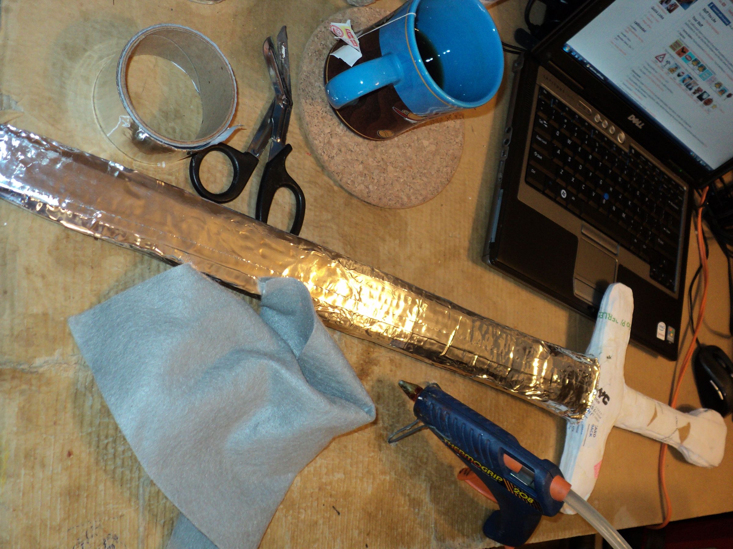 Shakespeare Sword - Cardboard Prop : 6 Steps - Instructables