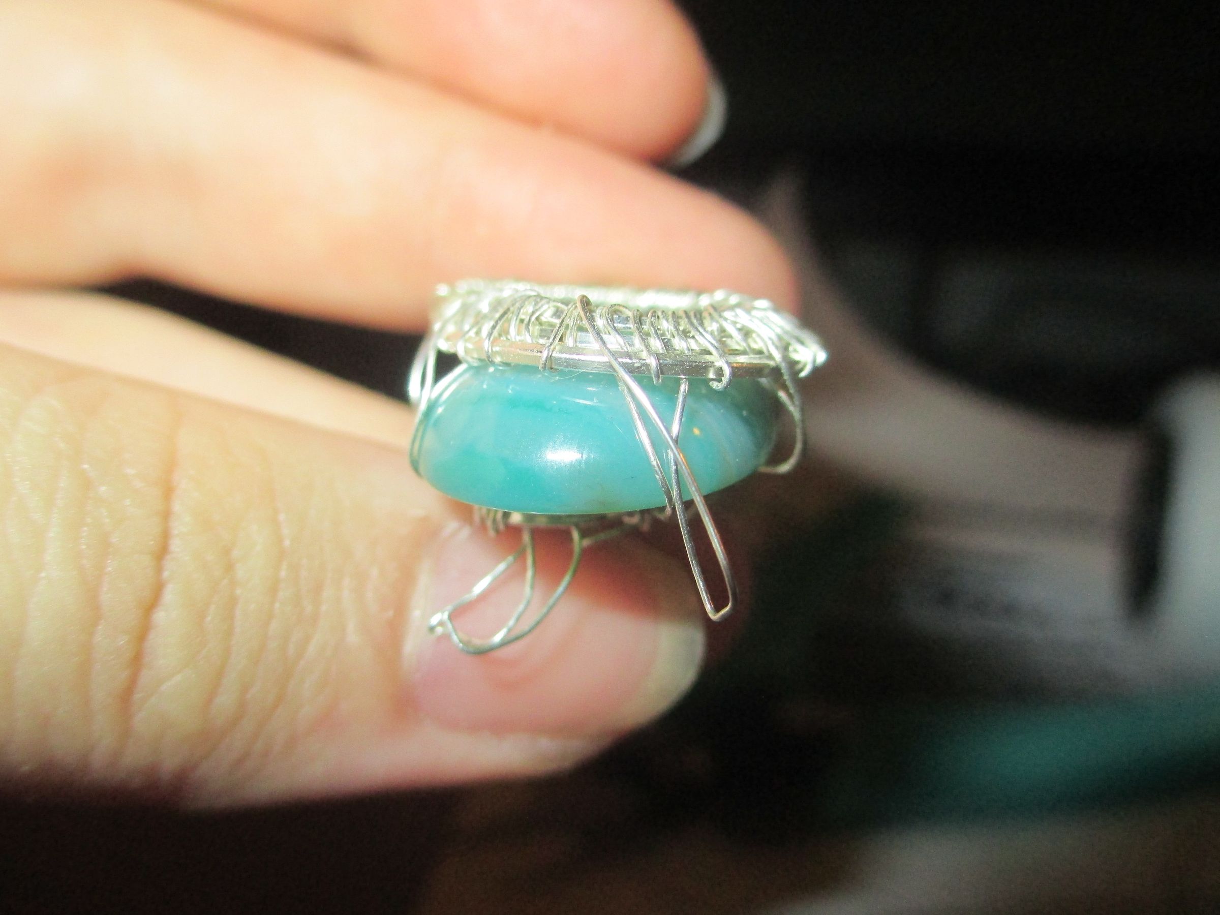 How to Wire Wrap a Sun Pendant : 13 Steps (with Pictures) - Instructables