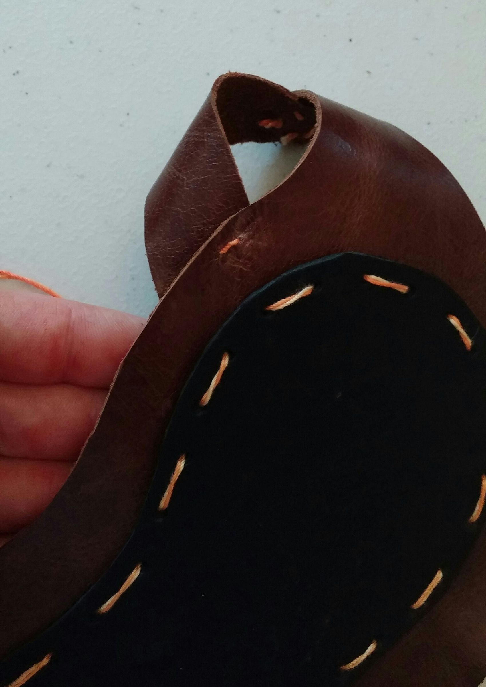 Archery Leather Armguard and Finger Tab : 8 Steps - Instructables