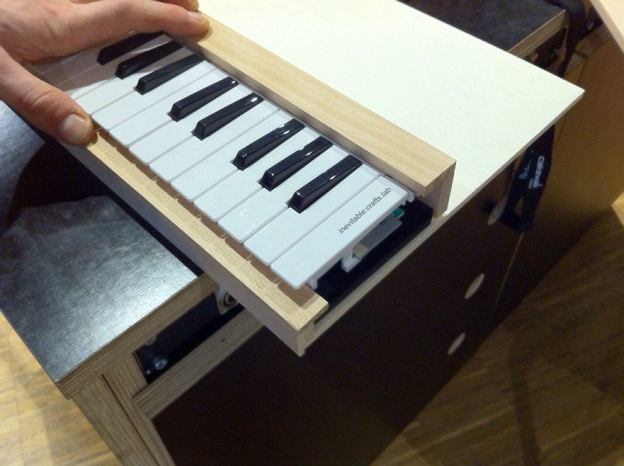 IPAD MINI MINIMOOG STYLED CONTROLLER - Instructables