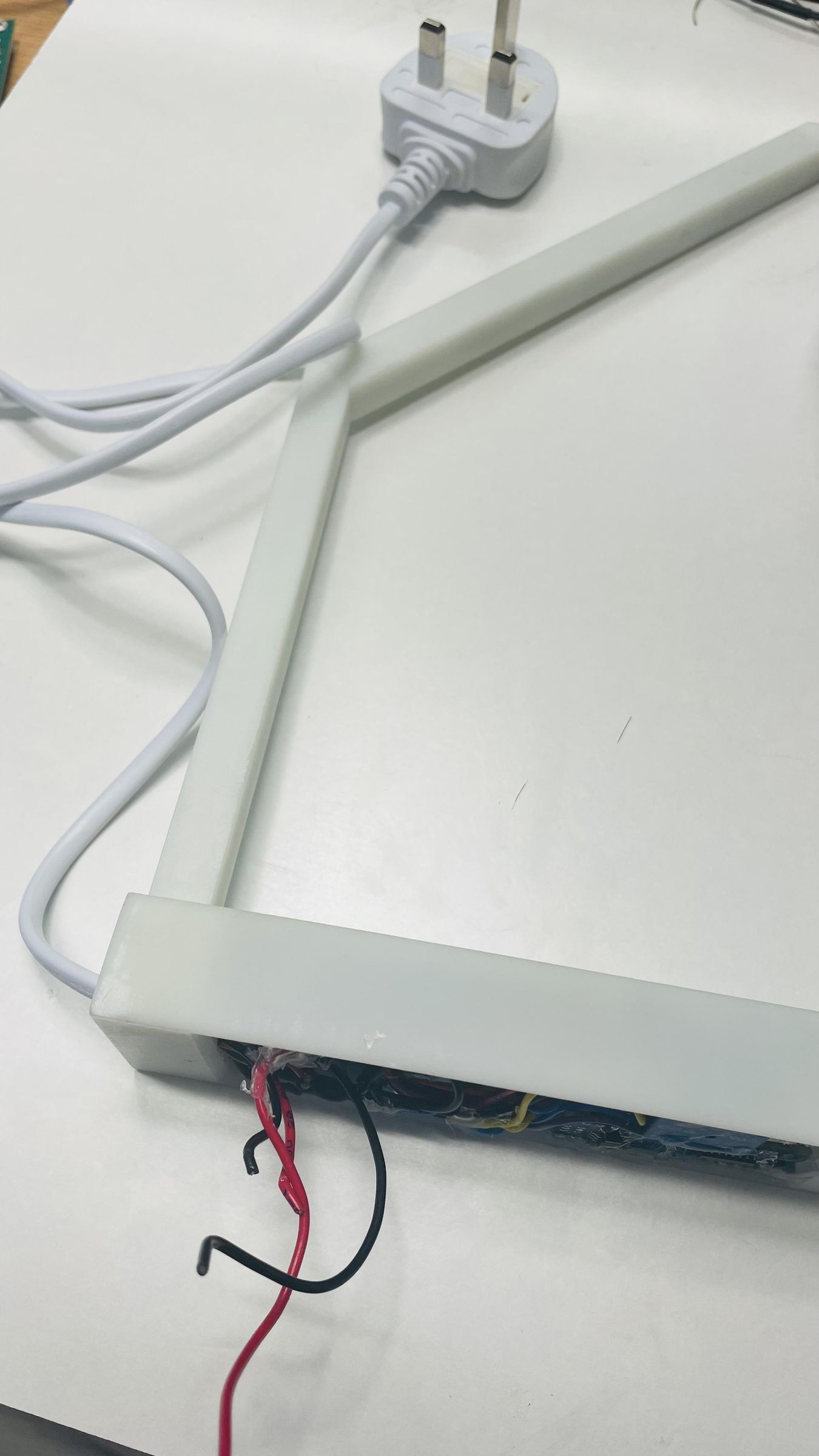 Easy Smart Clap Lamp : 5 Steps - Instructables