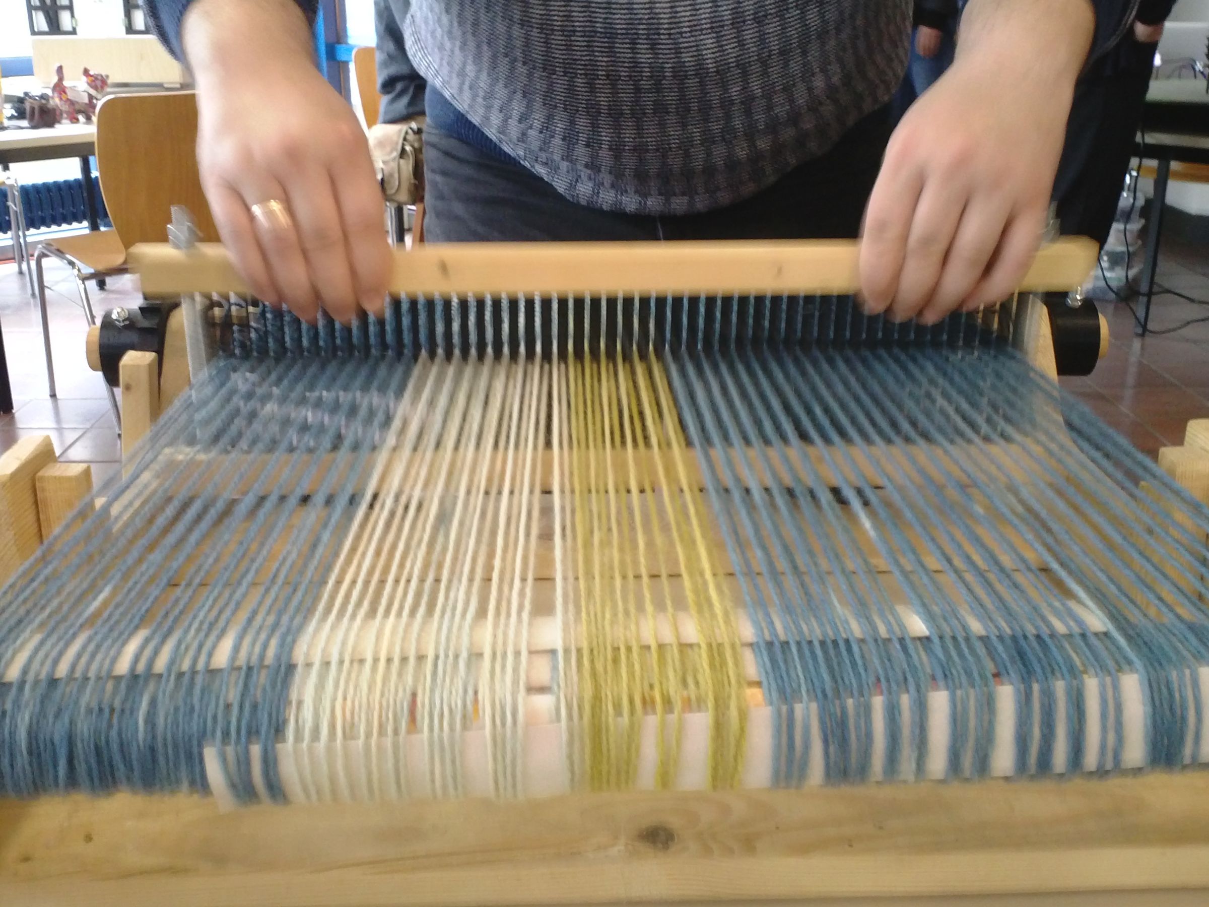 OHLOOM - an Open Hardware Loom : 9 Steps (with Pictures) - Instructables