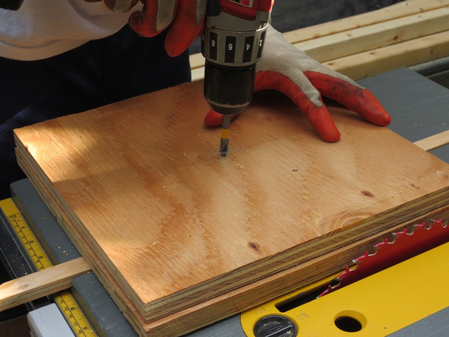 How to Cut Perfect Circles With a Table Saw : 7 Steps (with Pictures ...