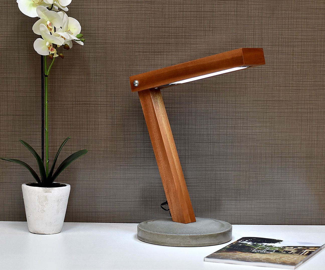 LED Concrete Desk Lamp : 8 Steps (with Pictures) - Instructables