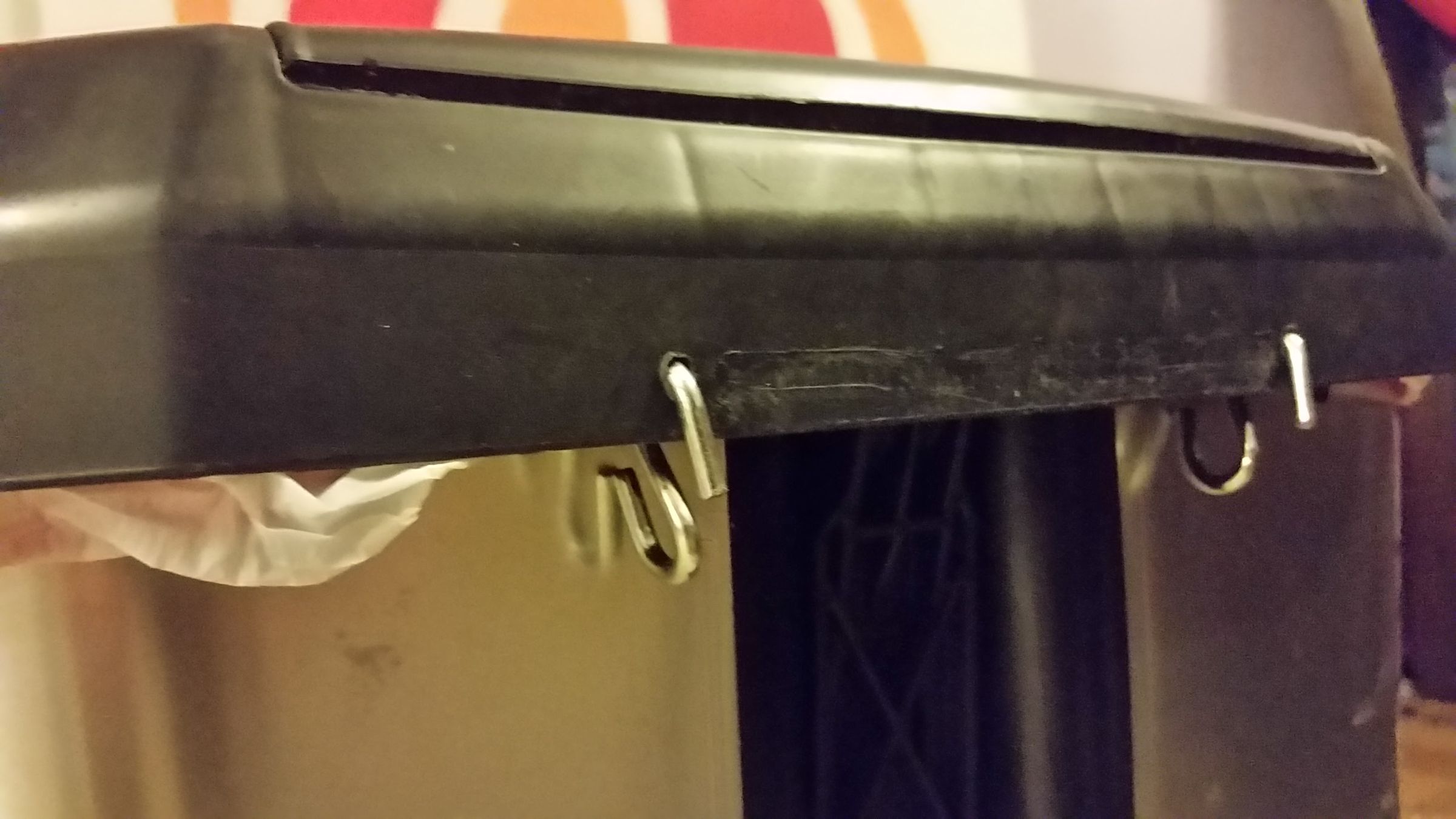 Trash Bin Lid Repair - Instructables