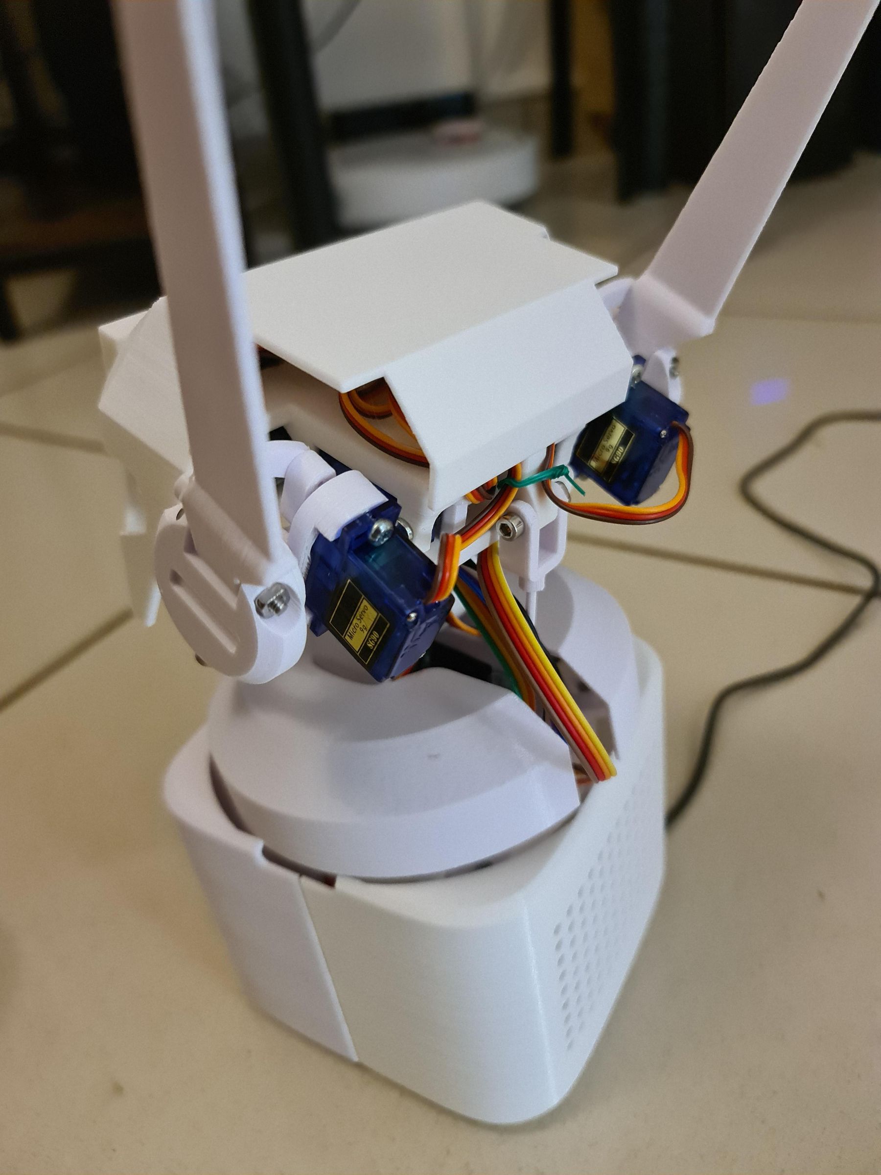 Raspberry Pi Robot With Google Assistant Expresing Robotic Emotions ...