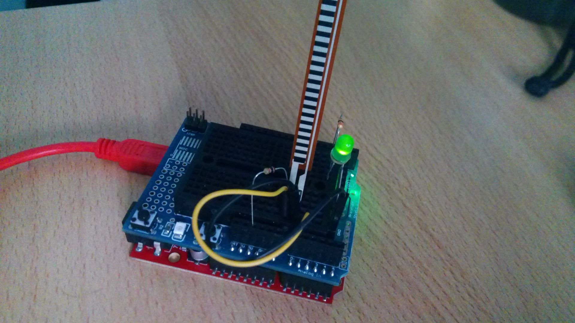 How to Use a Flex Sensor - Arduino Tutorial : 4 Steps (with Pictures ...