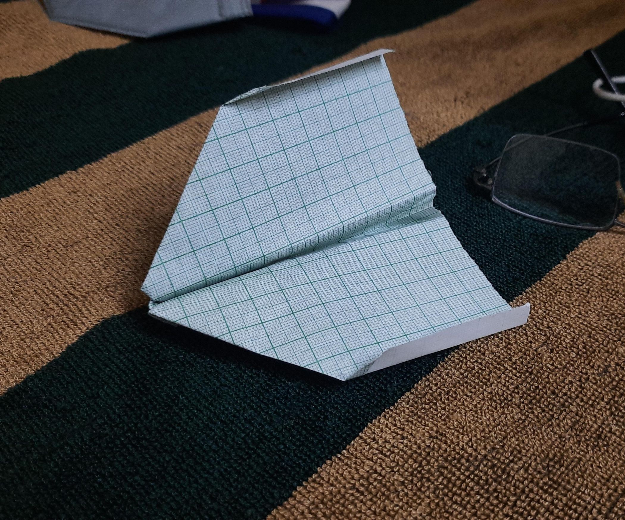 DIY Paper Plane : 4 Steps - Instructables