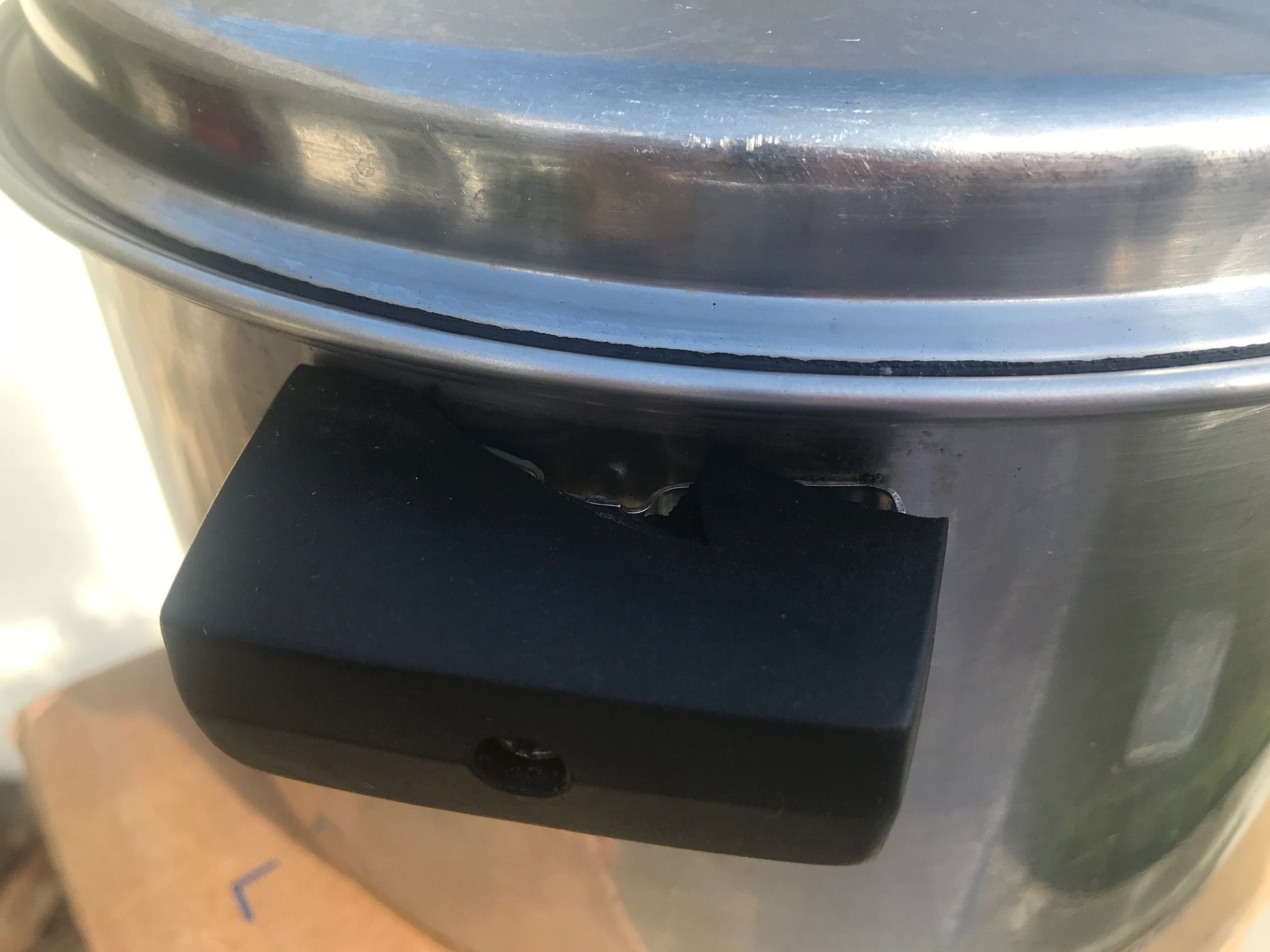 3D Printed Replacement Handles for a Vintage Pot. : 8 Steps (with ...