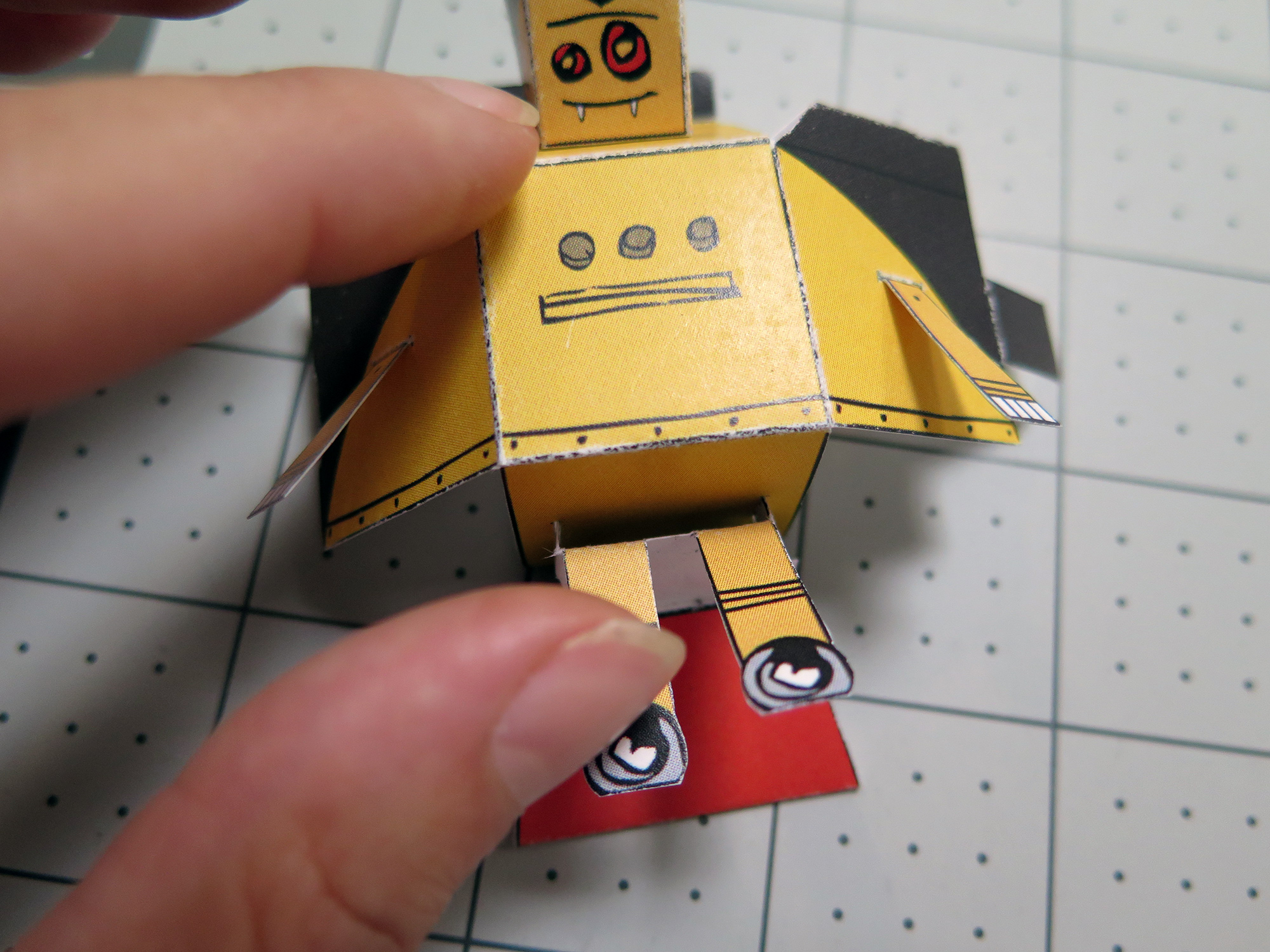 Vampire Robot Papercraft : 13 Steps (with Pictures) - Instructables