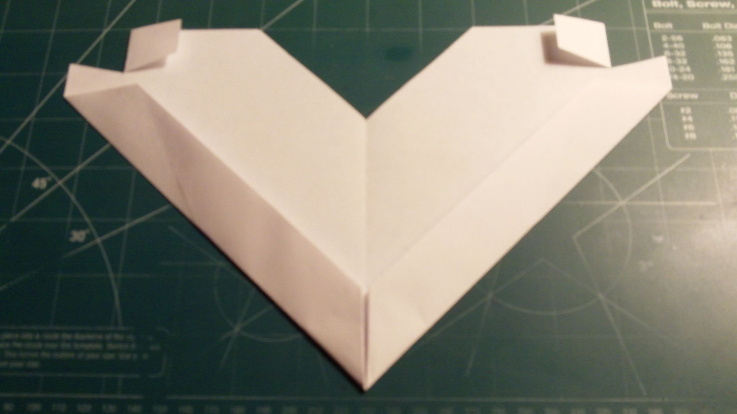 How to Make the Simple Omniwing Paper Airplane : 6 Steps - Instructables