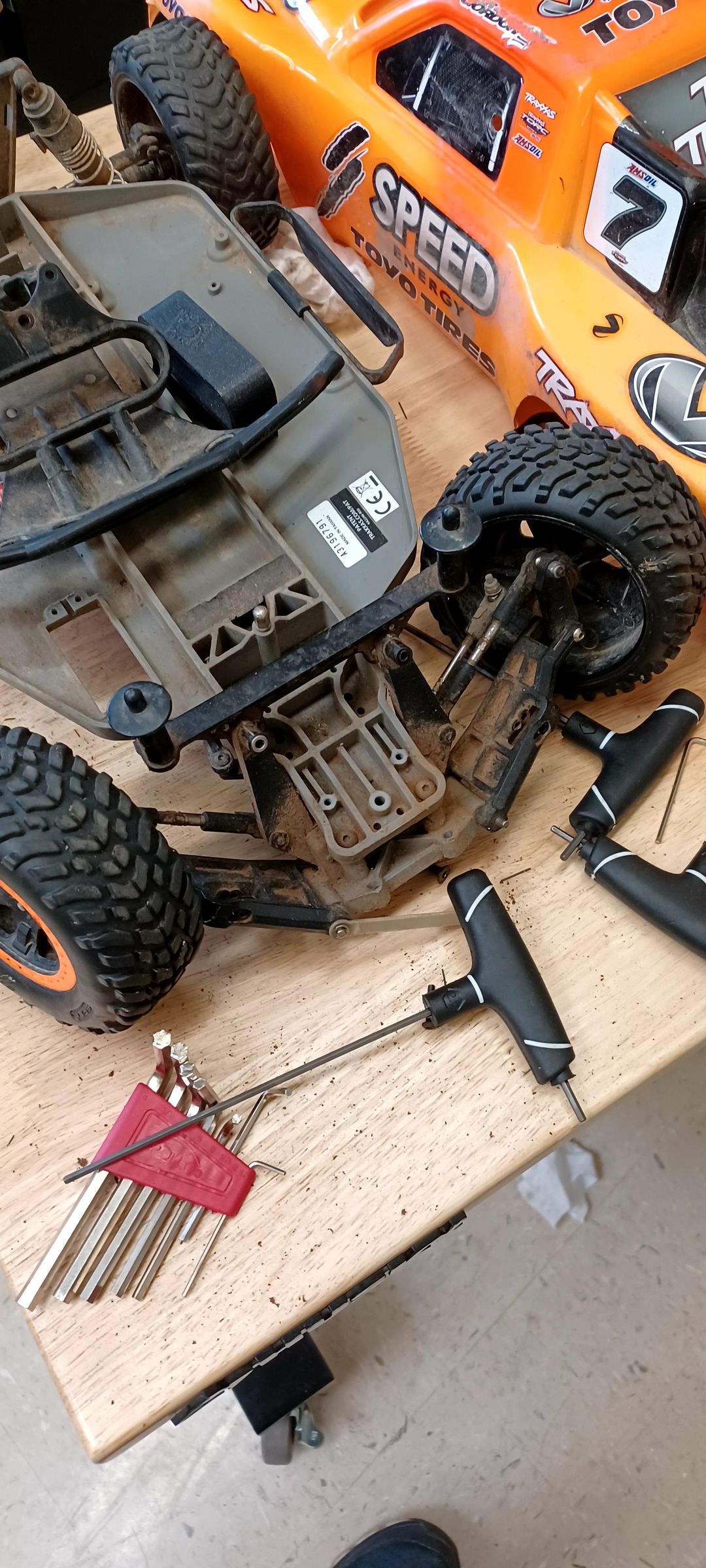 Restore a Junked-up RC Car (Part 1) : 6 Steps - Instructables