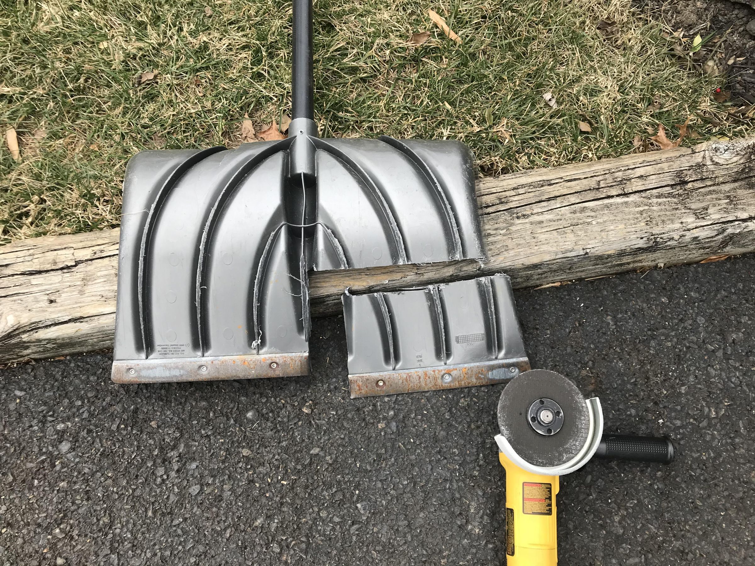 RC Tank/Snow Plow : 12 Steps - Instructables