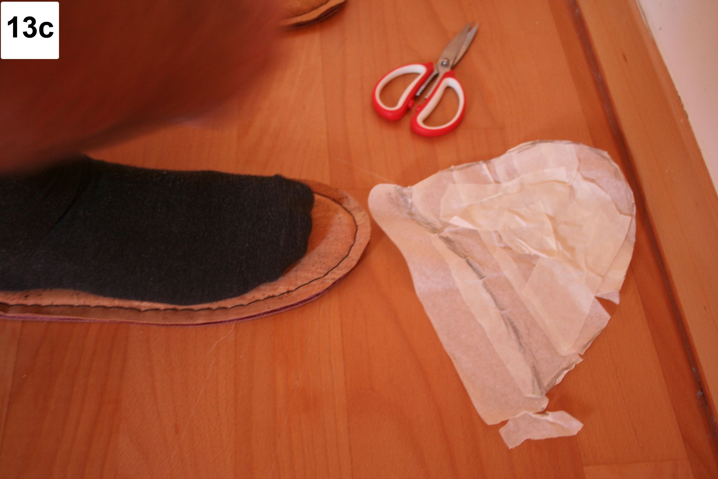 Leather Slippers : 18 Steps (with Pictures) - Instructables