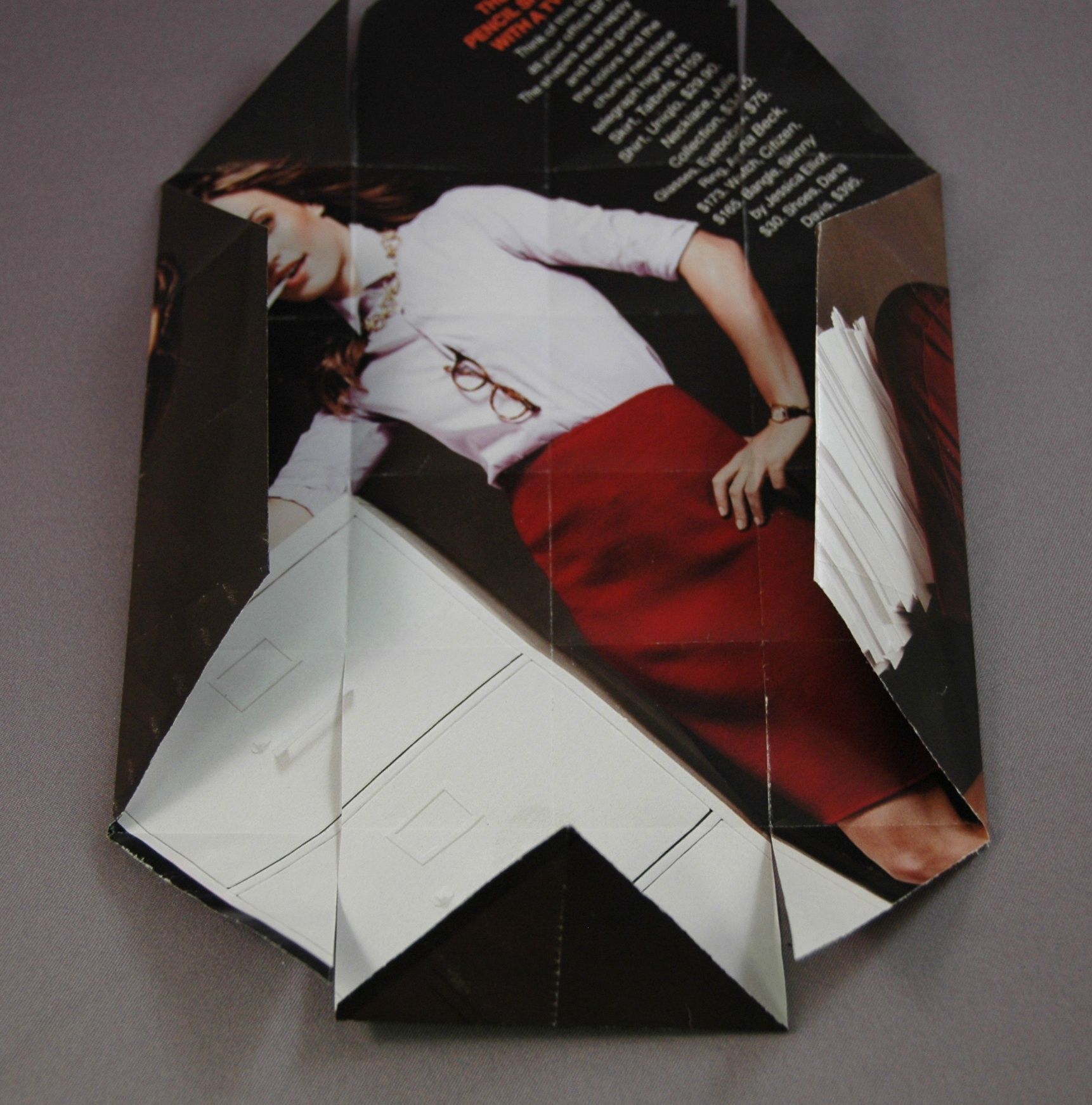 No-Cost Magazine Gift Wrap, Origami Box & Bow : 5 Steps (with Pictures ...