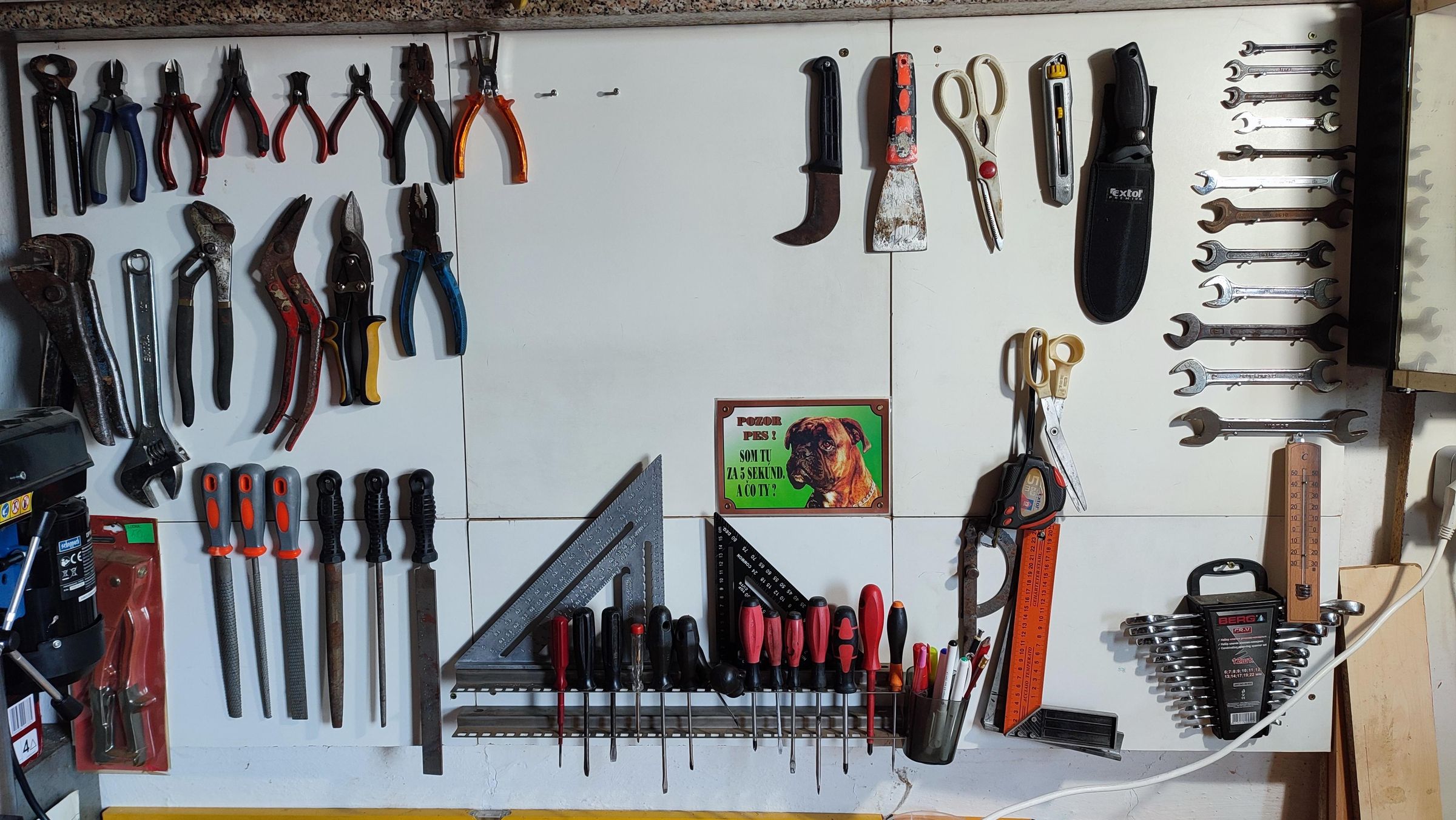Recycled/upcycled Toolboard - Instructables