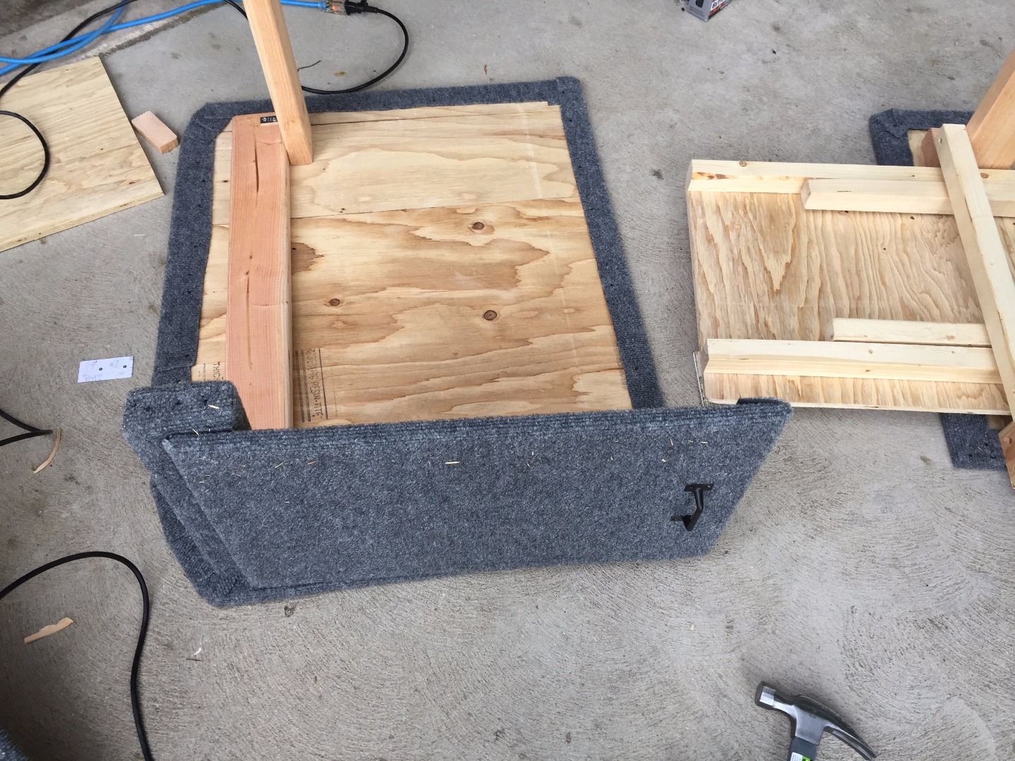 Toyota 4Runner Camper Sleeper Conversion With Table : 4 Steps ...