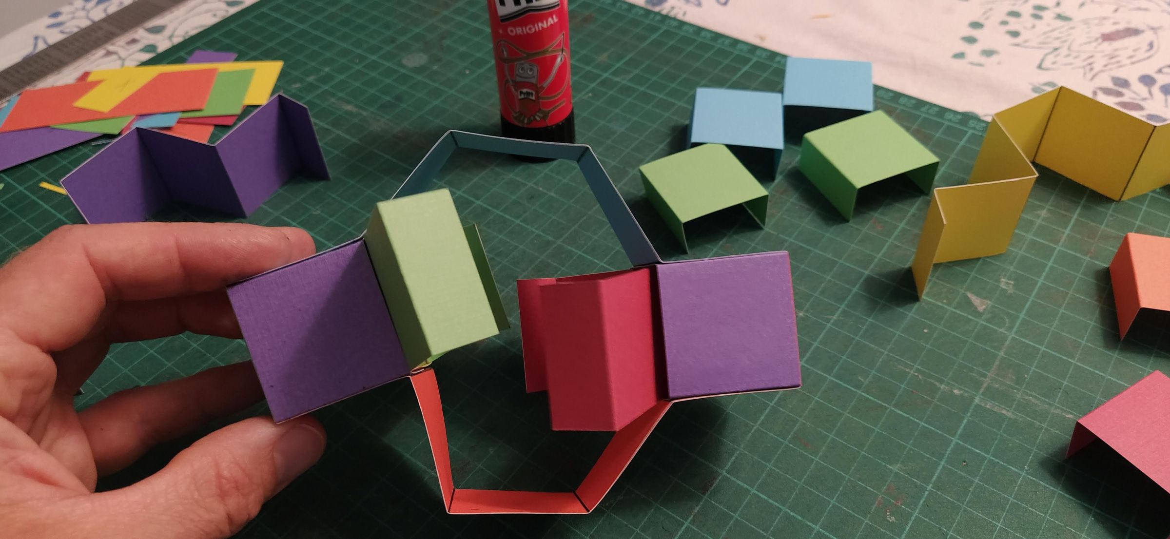 Rainbow Colored 3D Paper Cross : 5 Steps (with Pictures) - Instructables