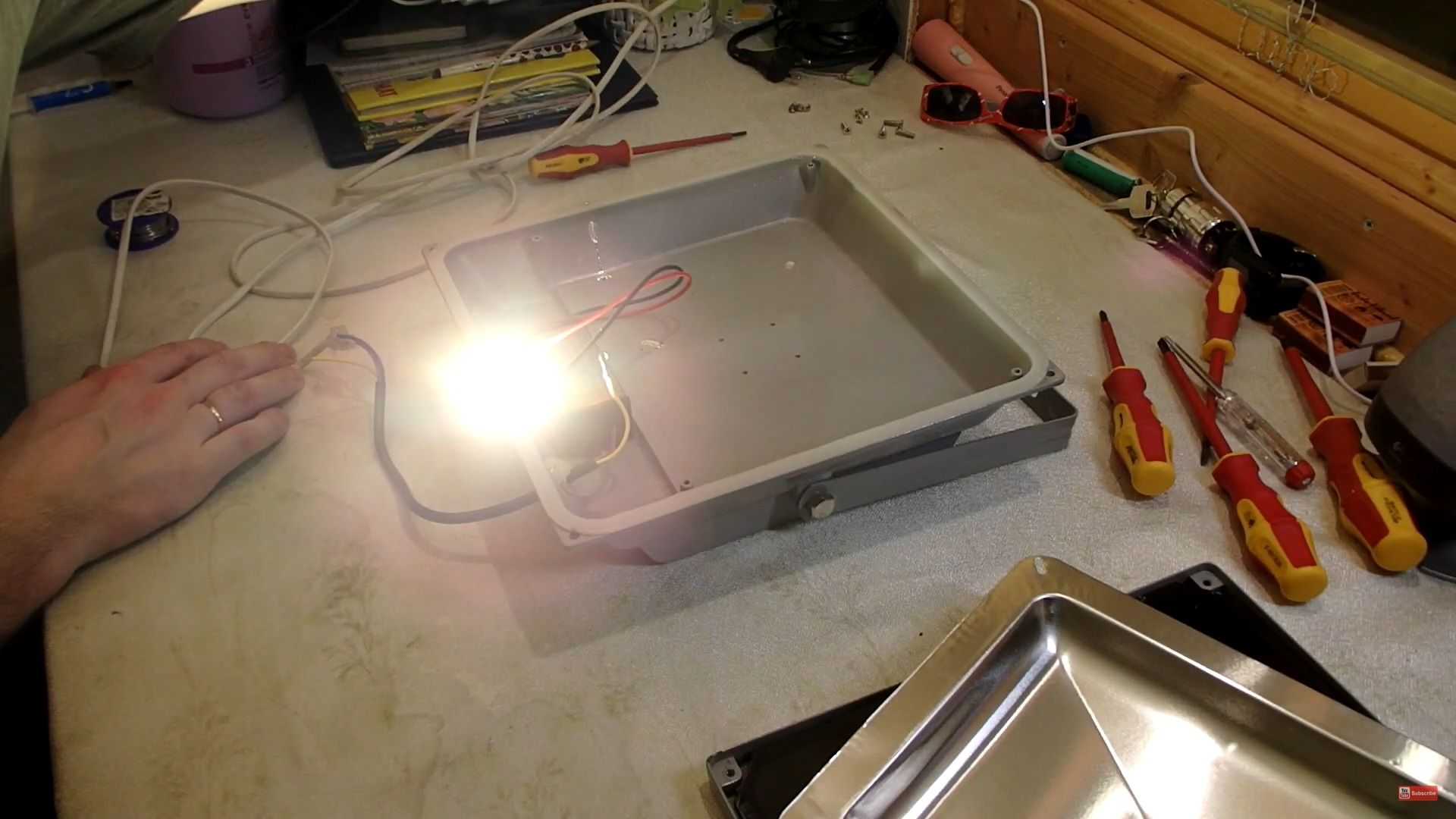 LED Flood Light Repair | Replacing LED Chip and Driver : 3 Steps ...