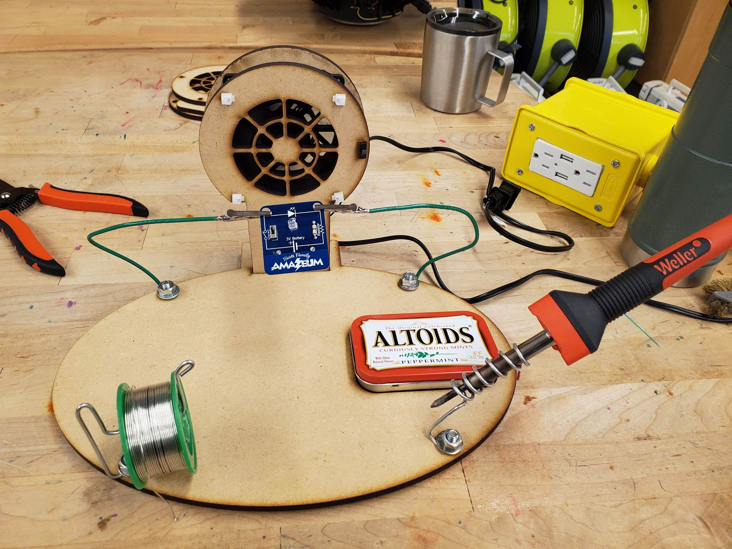 Make a Soldering Station : 4 Steps (with Pictures) - Instructables