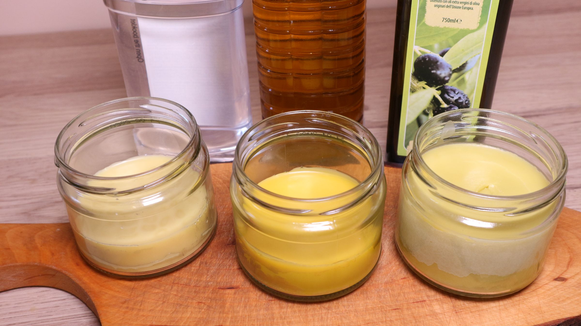 How to Make Food Safe Finishing Wax : 4 Steps (with Pictures ...