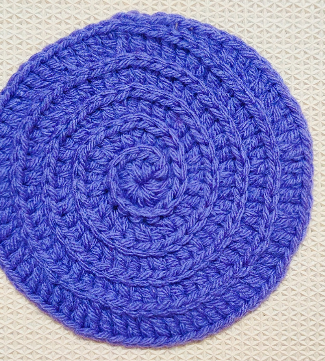 Crochet Seamless Spiral Circle With Raised Ridges : 7 Steps (with ...